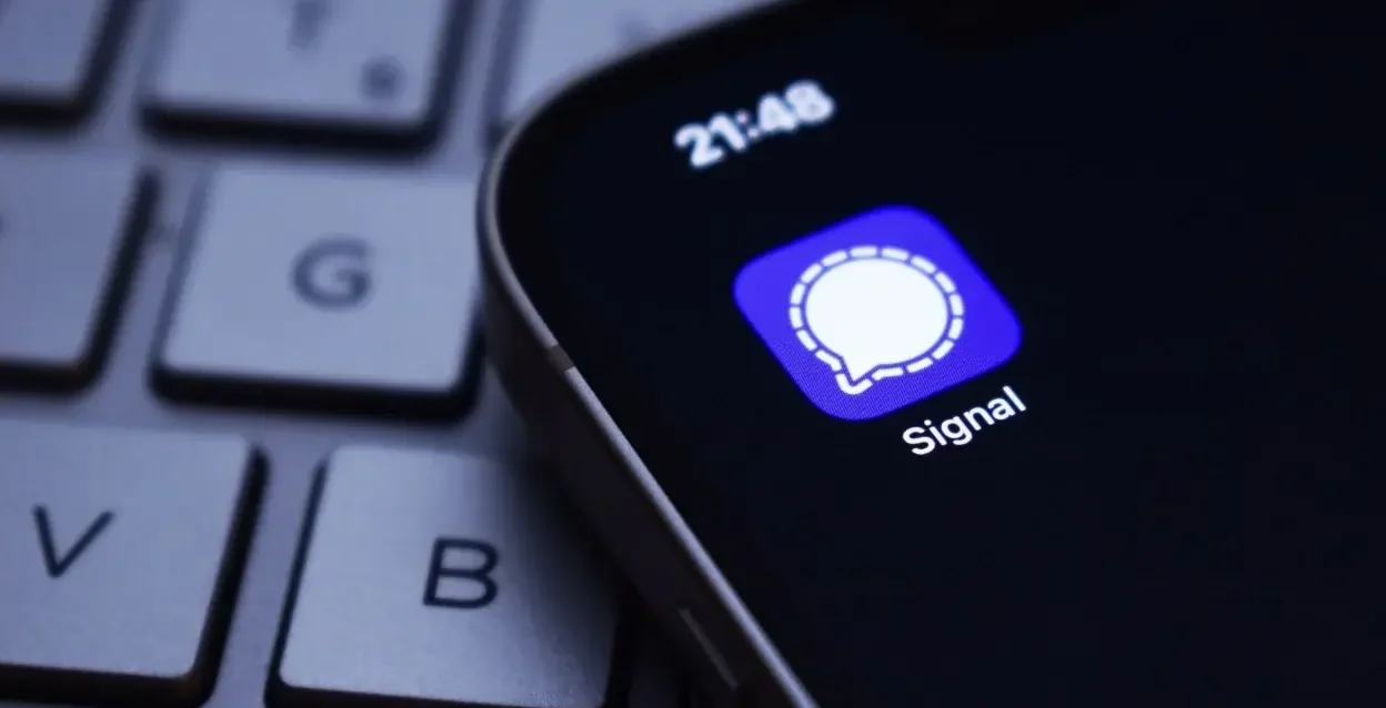 FBI Retrieved Deleted Signal Messages From iPhone — How It Works 2026 ...